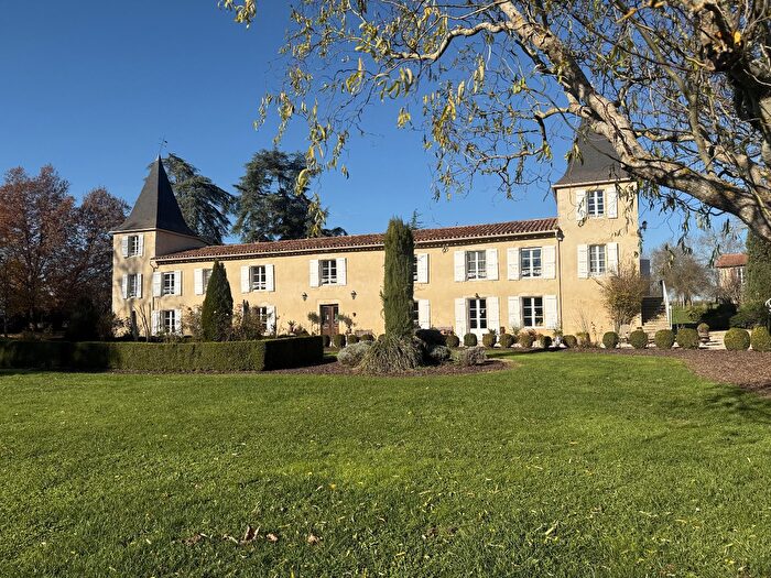 Maison à vendre - Condom - 18 pièces - 11 chambres