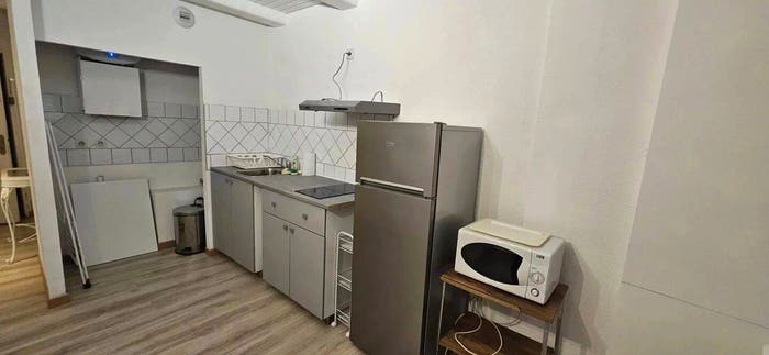 Appartement 2 pièces à Vieille Ville-Cativel, Gardanne, à louer