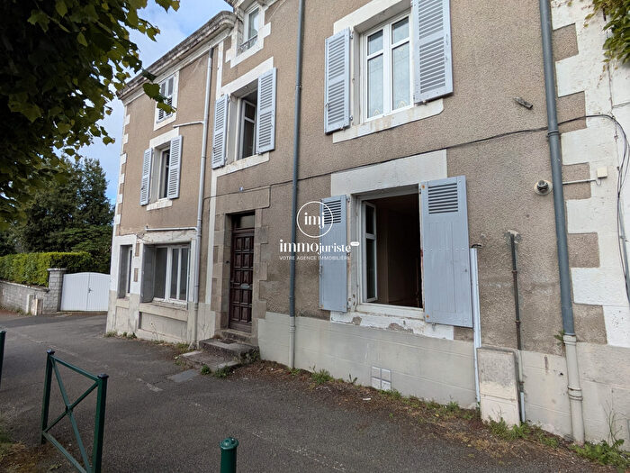 Maison 11 pièces à vendre - Saint-Junien