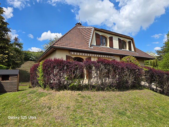 Maison à vendre - Romagnat - 10 pièces - 6 chambres
