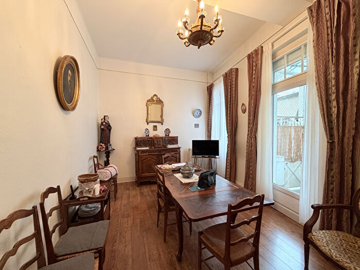 Maison à vendre - Agen, Jean Jaurès - 6 pièces - 4 chambres