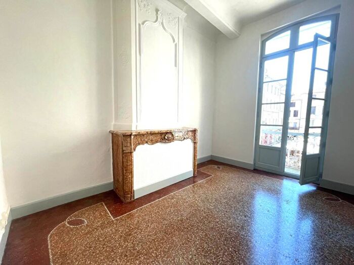 Sommières : Appartement 2 pièces à louer