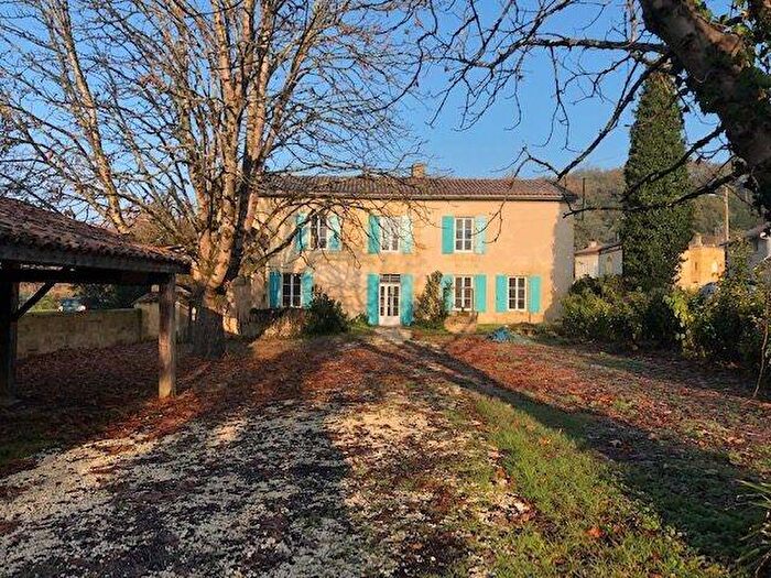 Maison à louer - Tabanac - 6 pièces - 3 chambres