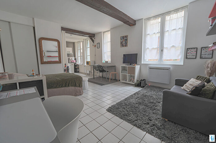 Appartement à louer - Rouen, Vieux Marché, Cathédrale - 1 pièce