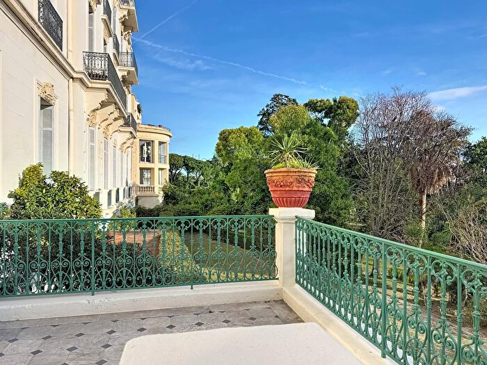 Appartement à vendre - Cannes, Pointe Croisette - 2 pièces - 1 chambre