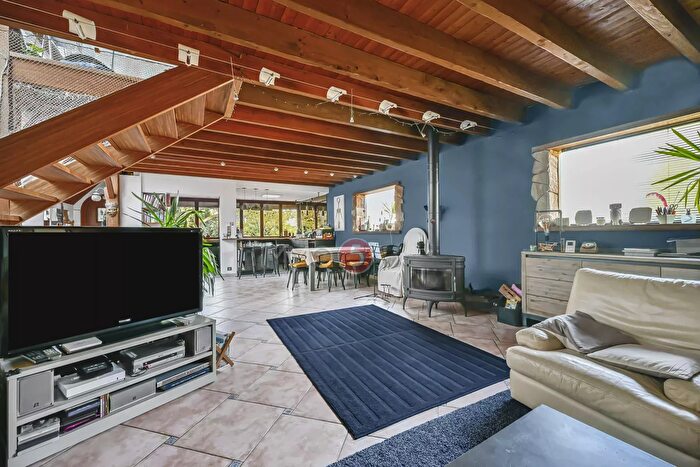 Maison à vendre - Clichy-sous-Bois, Coteau, Colline, Le Parc - 6 pièces - 3 chambres