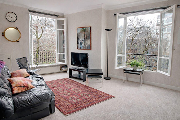 Appartement à vendre - Paris e , Didot, Porte de Vanves - 2 pièces - 1 chambre