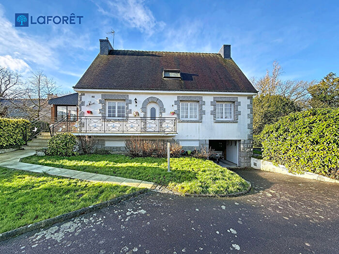 Maison à vendre - Remungol - 7 pièces - 6 chambres