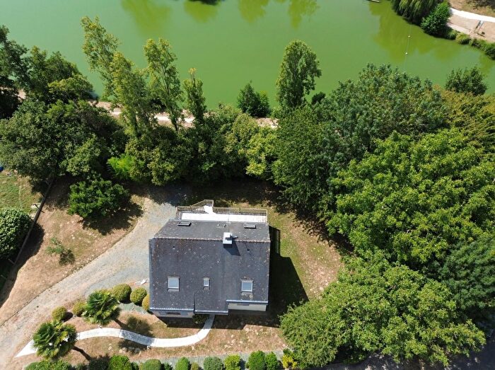 Maison 6 pièces à Sérent, à vendre