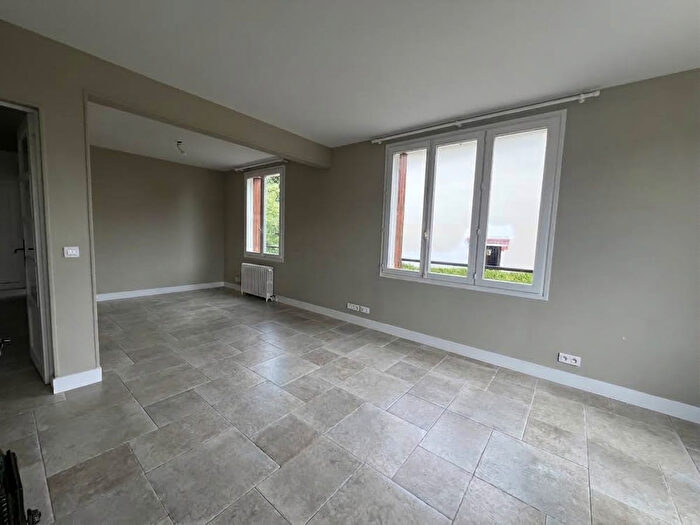 Le Mesnil-le-Roi - Maison 8 pièces à vendre