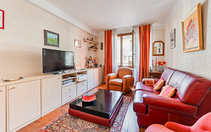 Appartement à vendre - Villeurbanne - 2 pièces - 1 chambre