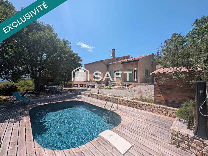 Maison 8 pièces à Aiglun, à vendre