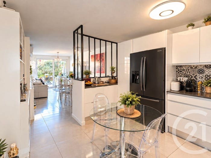 Cogolin, Centre-ville, Subeiran, Pas de Grimaud - Appartement 3 pièces à vendre