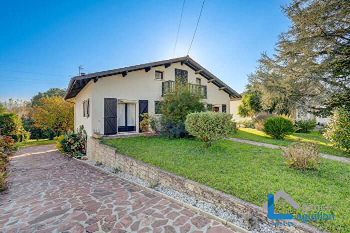 Maison à vendre - Hendaye, Plage, Sopite, Aguerria, Corniche - 6 pièces - 5 chambres