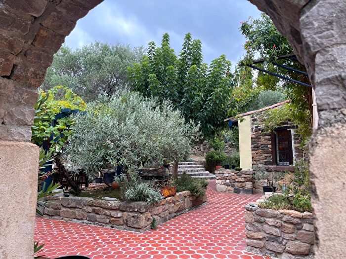 Lieuran-Cabrières : Maison 5 pièces à vendre