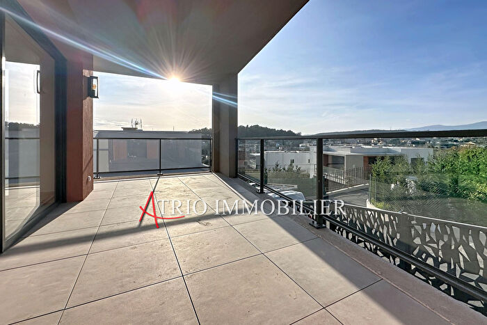 Appartement à louer - Cagnes-sur-Mer, Les Vallières, Le Malvan, Les Travails, La Combe - 3 pièces - 2 chambres