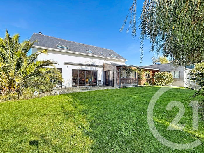 Landéhen : Maison 8 pièces à vendre