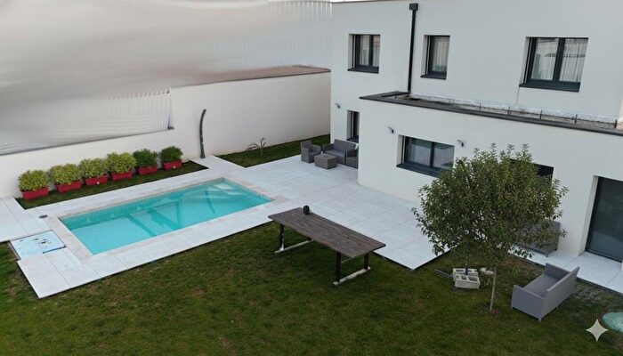 Maison à vendre - Perrigny-lès-Dijon - 6 pièces - 4 chambres