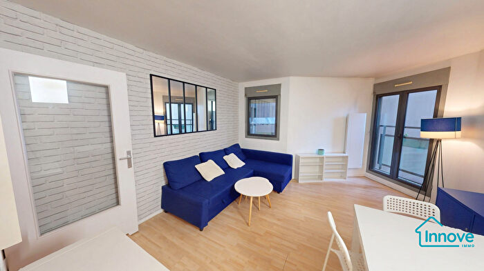 Appartement à vendre - Paris e  - 2 pièces - 1 chambre