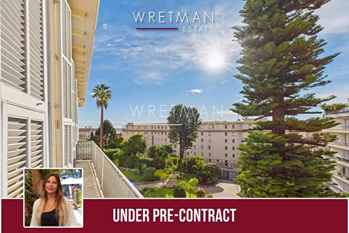 Appartement à vendre - Menton, Hôtel de Ville, Vieille Ville, Musée, Madone, Carnolès - 3 pièces - 1 chambre