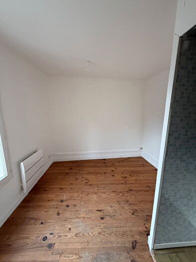 Appartement à louer - Nord Est, Avesnes-sur-Helpe - 2 pièces - 1 chambre