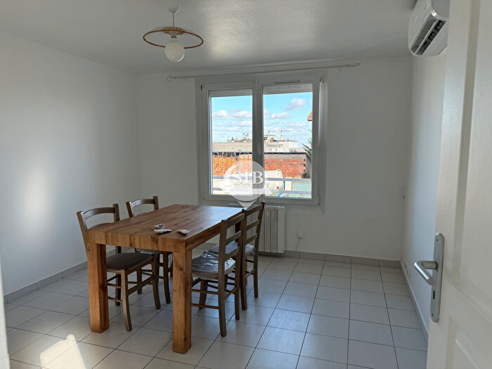 Maison à louer - Vitry-sur-Seine, Les Ardoines - 3 pièces - 1 chambre