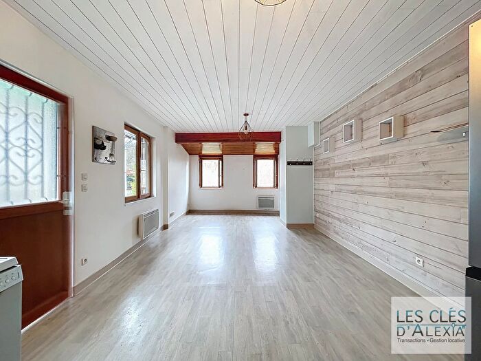 Maison 3 pièces à Givors, Hauts de Givors, à vendre