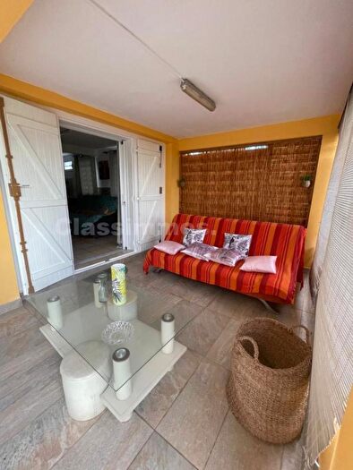 Appartement à louer - Fort-de-France - 2 pièces - 1 chambre