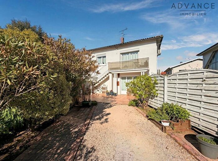 Maison 5 pièces à Villeneuve-Tolosane, à vendre