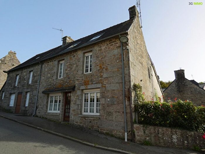 Maison 6 pièces à Kergrist-Moëlou, à vendre