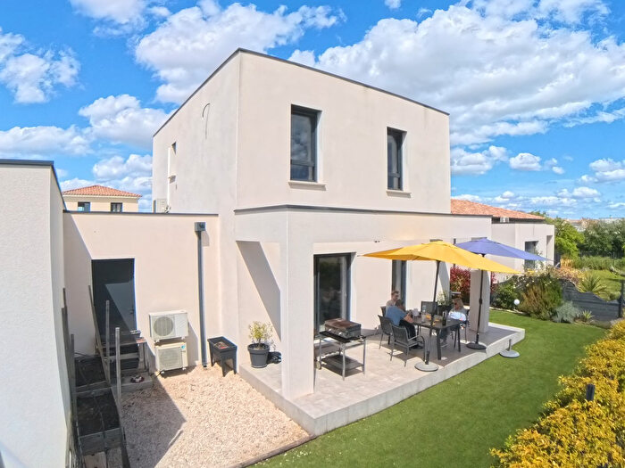 Maison 5 pièces à Bellegarde, à vendre