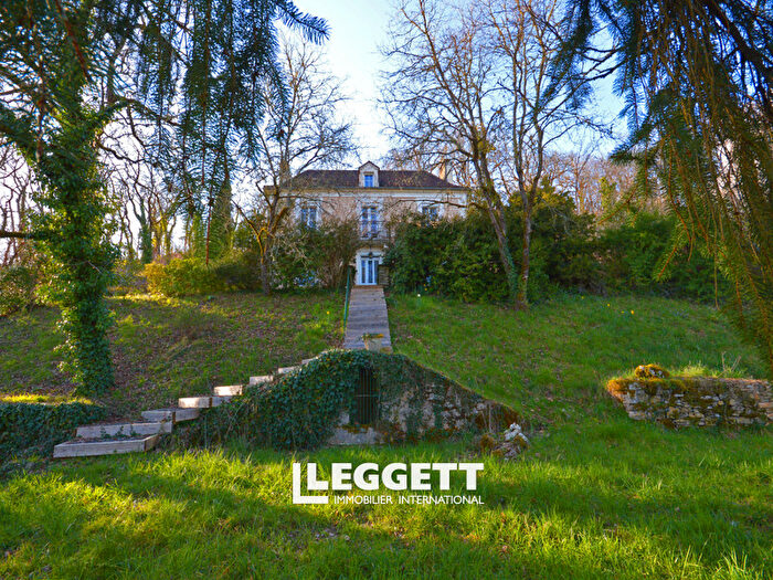 Maison à vendre - Savignac-les-Églises - 5 pièces - 3 chambres