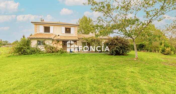 Maison à vendre - Saint-Nexans - 7 pièces - 6 chambres