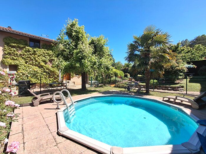 Maison à vendre - Saint-Symphorien-dOzon - 6 pièces - 4 chambres