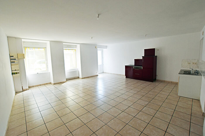 Appartement à louer - Merdrignac - 2 pièces - 1 chambre