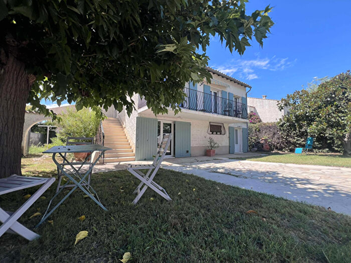 Maison à vendre - Arles, Trébon - 5 pièces - 3 chambres