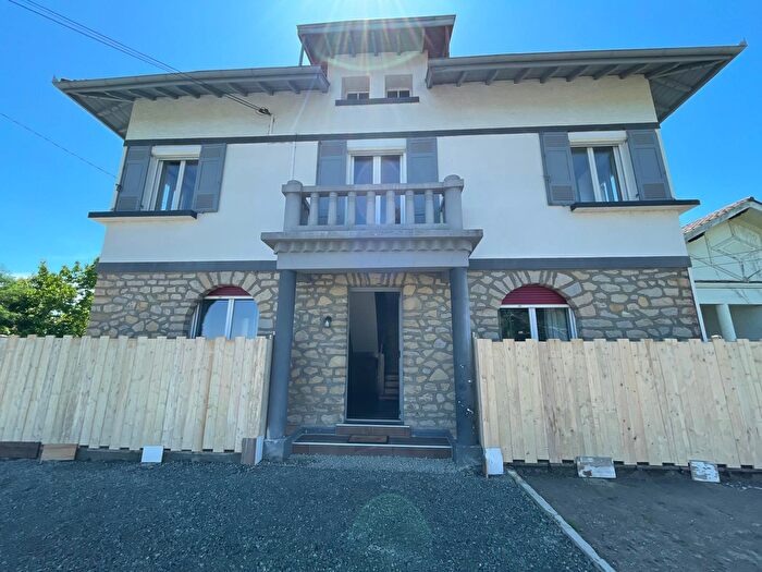 Appartement à louer - Saint-Paul-lès-Dax, Centre-ville, Liberté, Gare - 3 pièces - 2 chambres