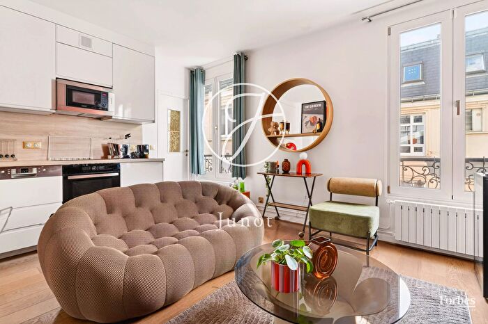Paris 16ème, Dauphine : Appartement 3 pièces à vendre