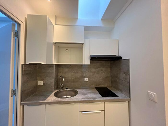 Saint-Ouen, Garibaldi - Appartement 1 pièce à vendre