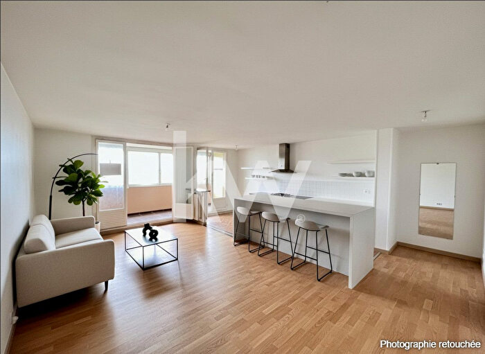 Appartement à vendre - Fleury-les-Aubrais, Centre-ville, Lamballe - 3 pièces - 2 chambres