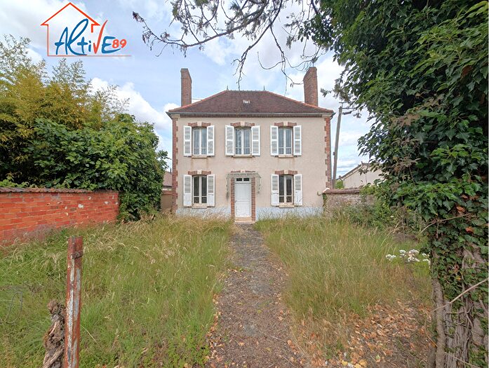 Chassy : Maison 7 pièces à vendre