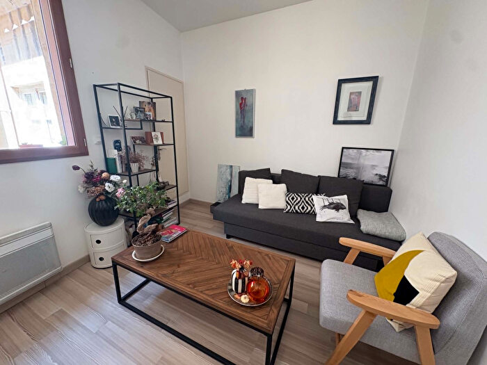 Arles, Centre-ville - Appartement 2 pièces à louer
