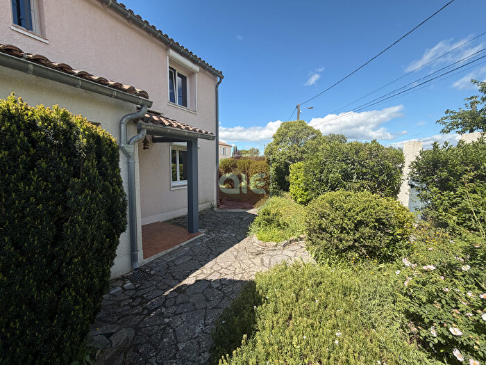Maison à louer - Prades-le-Lez - 4 pièces - 3 chambres