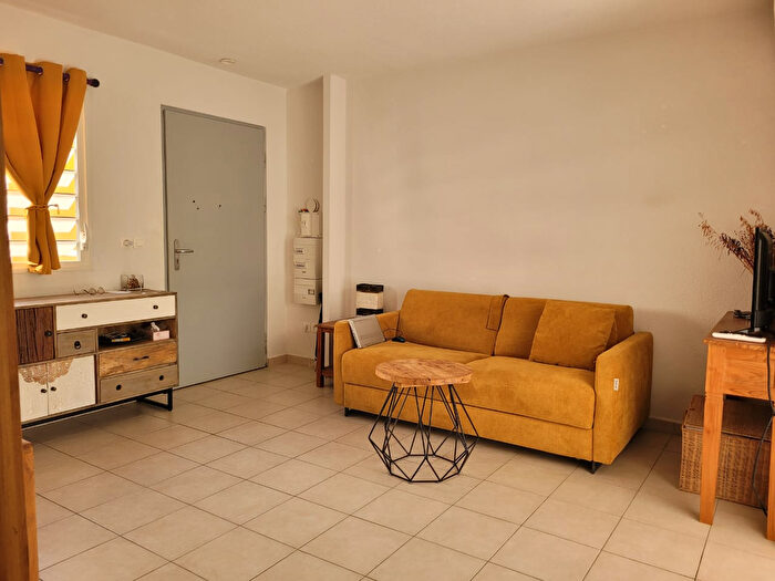 Appartement à vendre - Baie-Mahault - 1 pièce