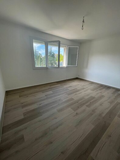 Alès, Bruèges, Croupillac, Clavières, Chantilly : Appartement 3 pièces à louer