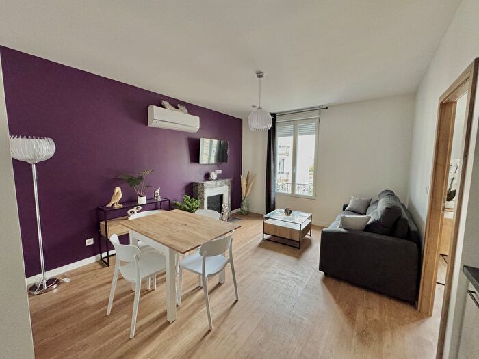 Appartement à louer - Dijon, Montchapet - 2 pièces - 1 chambre