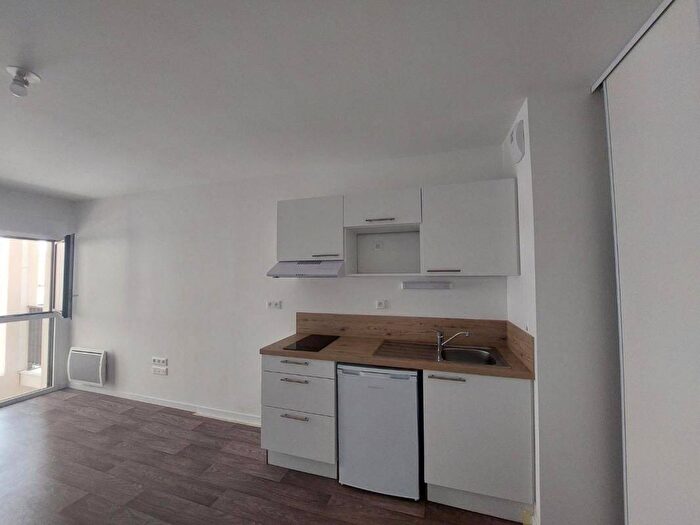 Mission, Le Mans : Appartement 2 pièces à louer