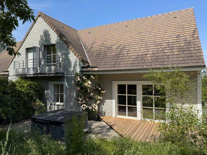 Maison 6 pièces à Aigremont, à louer