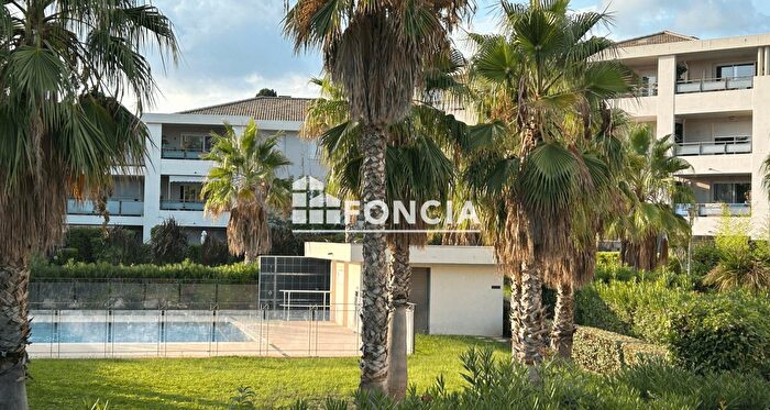 Appartement à vendre - La Ciotat, Saint-Hermentaire, Les Séveriers, La Salle - 4 pièces - 3 chambres