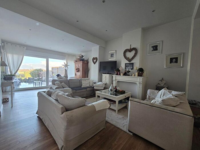 Maison à vendre - Wattrelos, Baillerie, Houzarde, Beaulieu - 6 pièces - 4 chambres